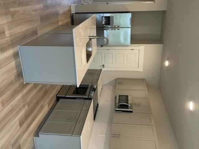 651 Birdie Dr