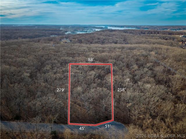 651 Fox Run