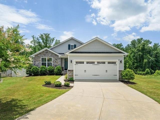 651 Olivia Springs Dr, Spartanburg, SC 29302