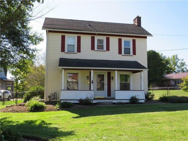 651 Liberty St, Grove City, PA 16127