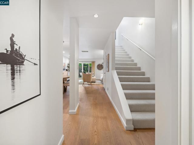 651 Moraga Road 17