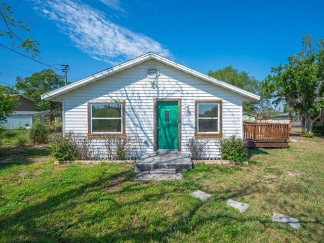 651 N 10th St, Eagle Lake, FL 33839
