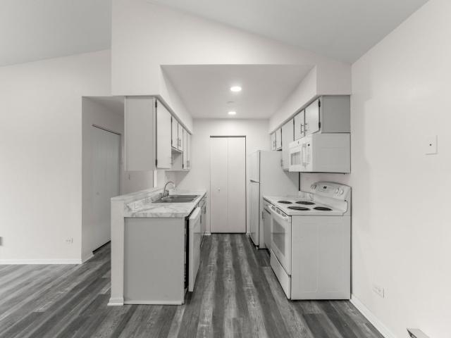 651 N Virginia Road # 328