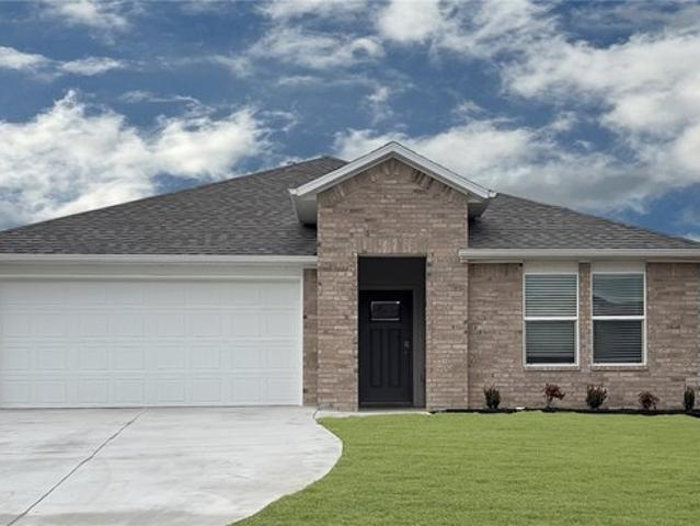 651 S Neon Ave, Fayetteville, AR 72704