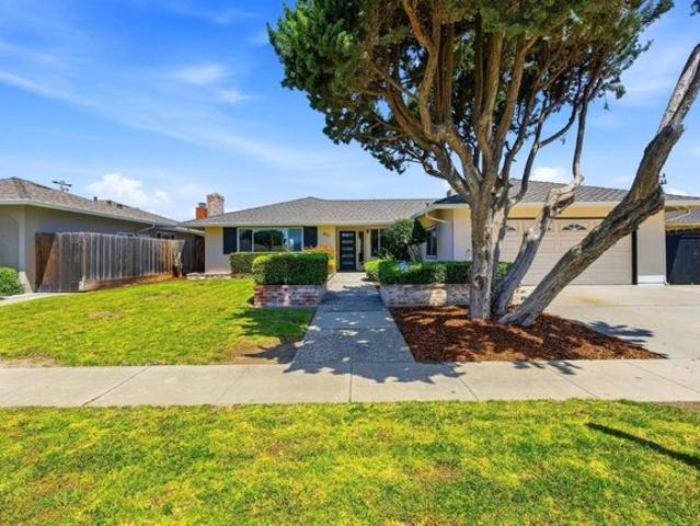 651 San Tomas Way, Salinas, CA 93901