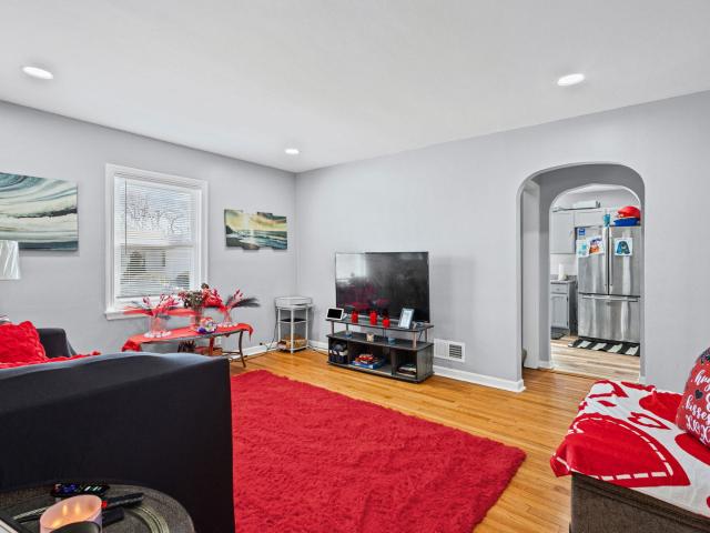 651 Sibley Boulevard