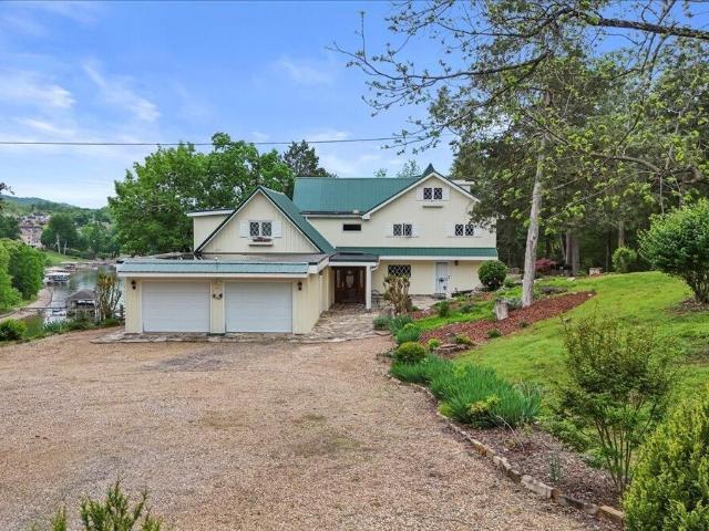 651 Rangewood Rd, Piney Flats, TN