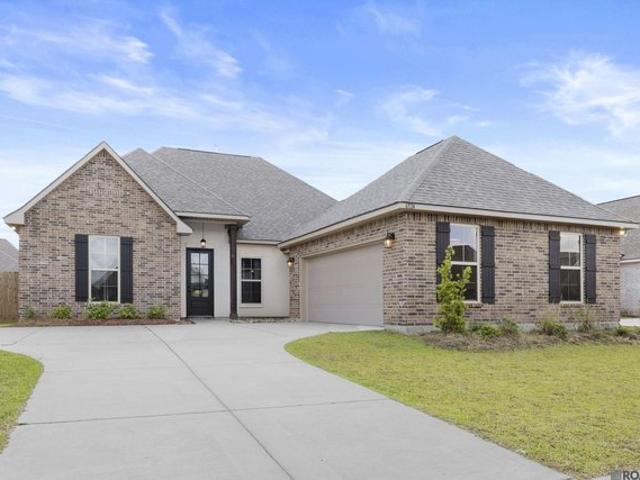 6524 Nesting Dr, Gonzales, LA 70737