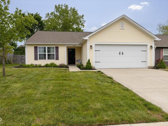 6524 Emerald Crossing Way, Indianapolis, IN 46221