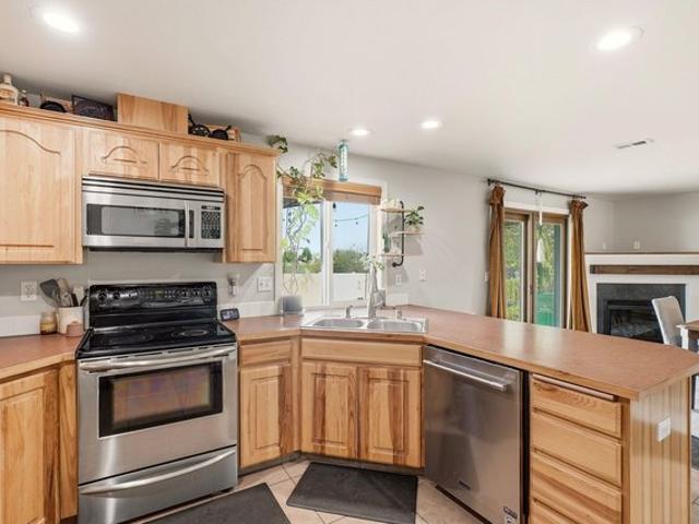 6524 S West Terrace Dr, Cheney, WA 99004