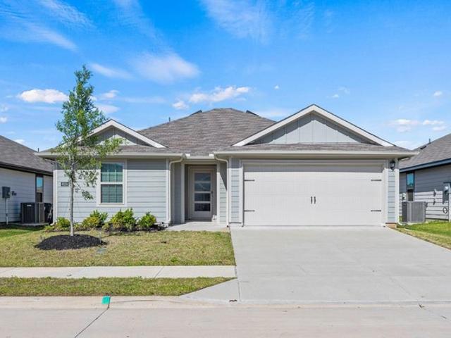 6524 Shoreline Ln, Princeton, TX 75407