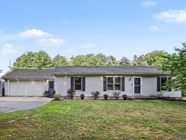 6525 McCords Ave SE, Alto, MI 49302
