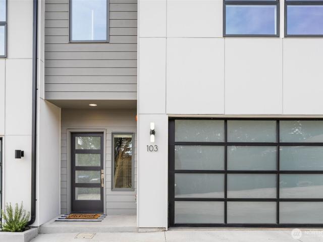 6525 NE 182nd Street # 103