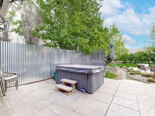 6525 Aberdour Cir, Windsor, CO 80550 | MLS #1057