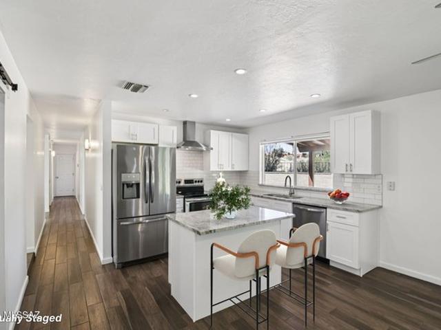 6525 E Calle De Amigos, Tucson, AZ 85750