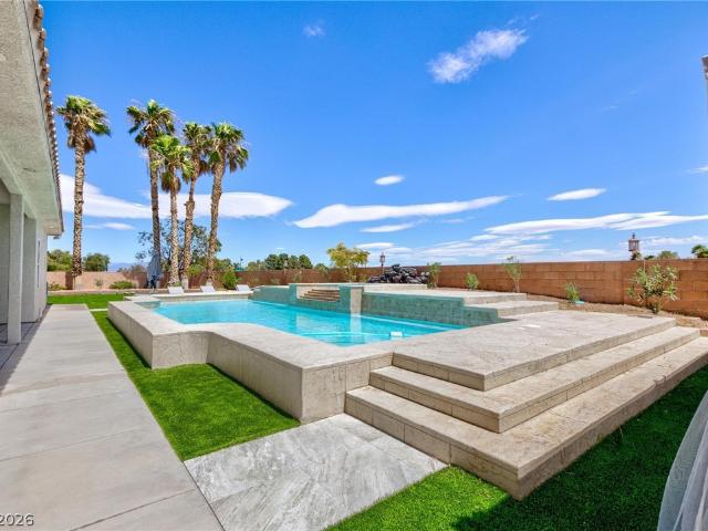 6525 Ponderosa Way