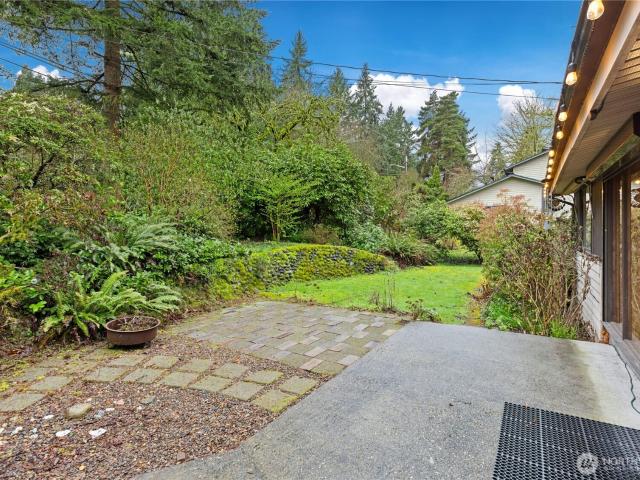 6526 NE 198th Street