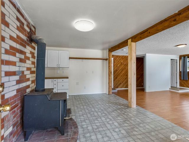 6526 77th Place NE