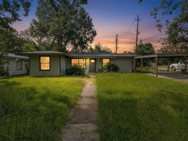 6527 Beekman Rd, Houston, TX 77021