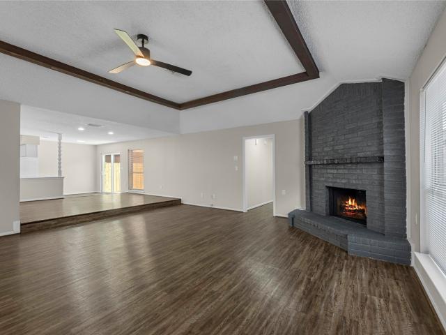 6527 Briar Glade Drive
