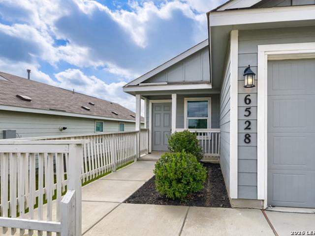 6528 Scarecrow Way