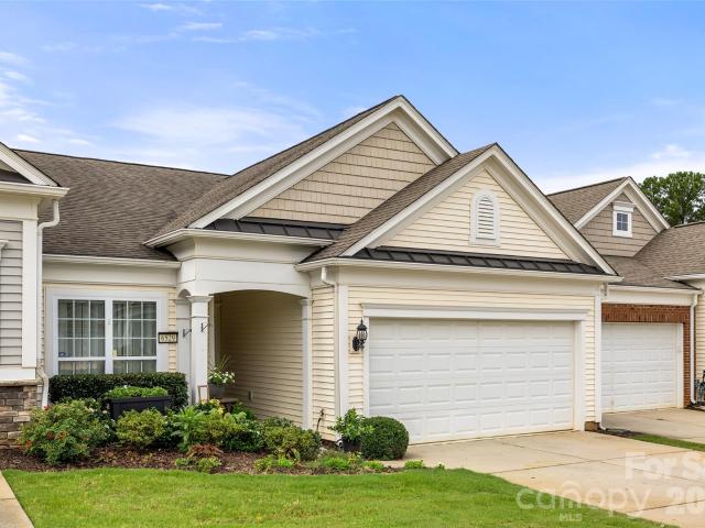 6529 Carolina Commons Drive