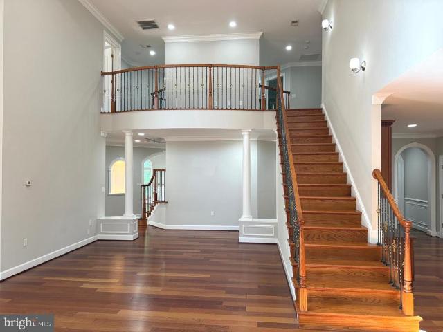 6529 Fairlawn Drive