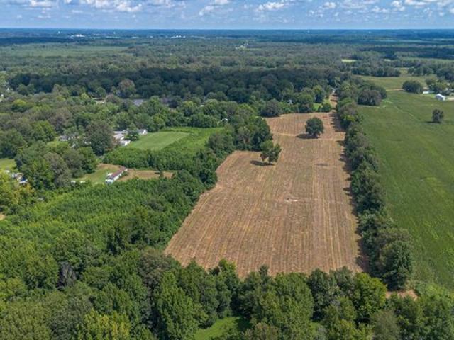 6520 Cairo Rd, Paducah, KY 42001
