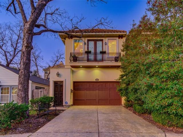 6520 Rodrigo St, Houston, TX 77007