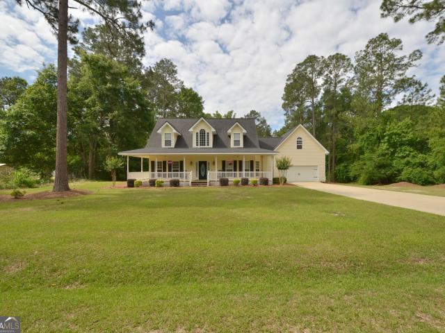 6521 Larch Lane