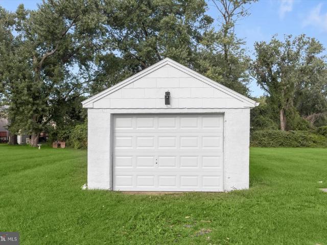 6521 Ridge Road