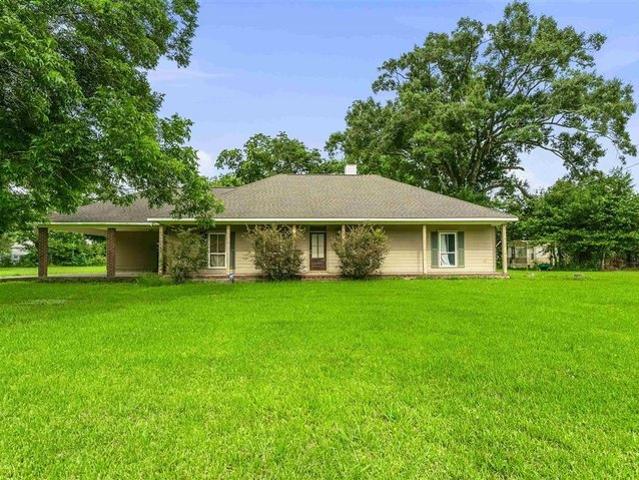 6521 Woodlawn Rd, Maurice, LA 70555