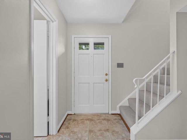 6521 Yadkin Court