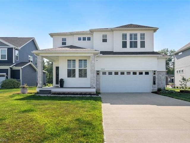 6522 Daisy Ln, Olmsted Township, OH 44138