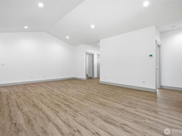 6522 Watson Loop