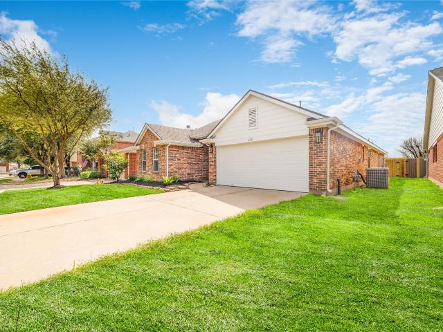 6523 Morningsage Ln, Houston, TX 77088 | MLS #92067 | Compass