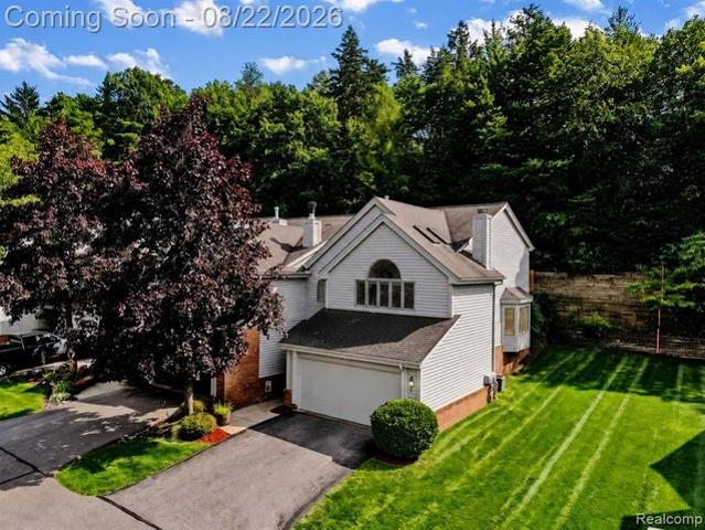 6523 Ridgeview Dr, Independence, MI 48346