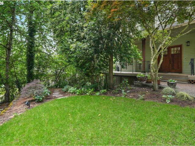 6523 sw moonshadow ct
