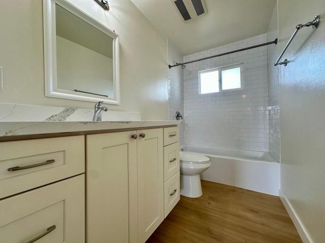 652 2 Bedroom Apartment for Rent at 652 E 97th St, Inglewood, CA 90301