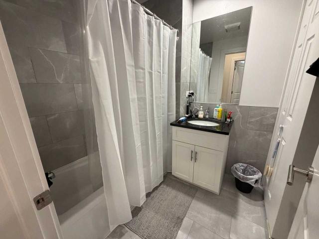 652 54 2 Bedroom Apartment for Rent at 652 W Roscoe St, Chicago, IL 60657 Lakeview