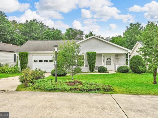 652 Canal Dr, Pine Grove, PA 17963