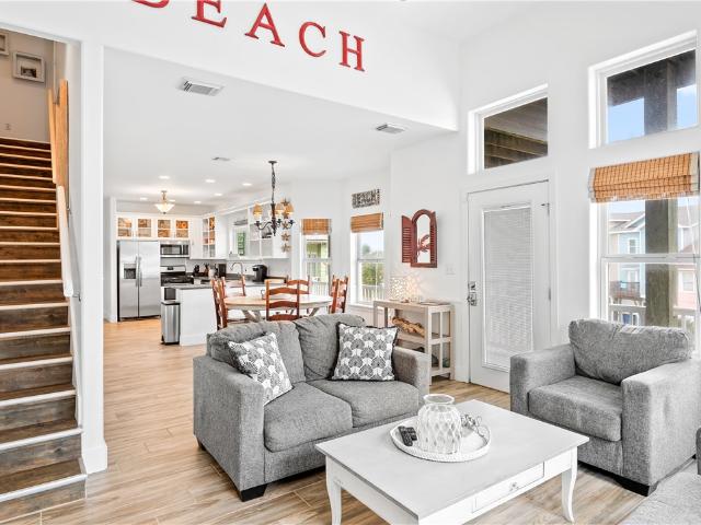 652 Anchor Drive