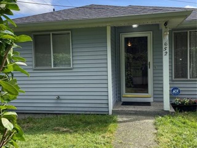 652 Adele Ave, Bremerton, WA 98312