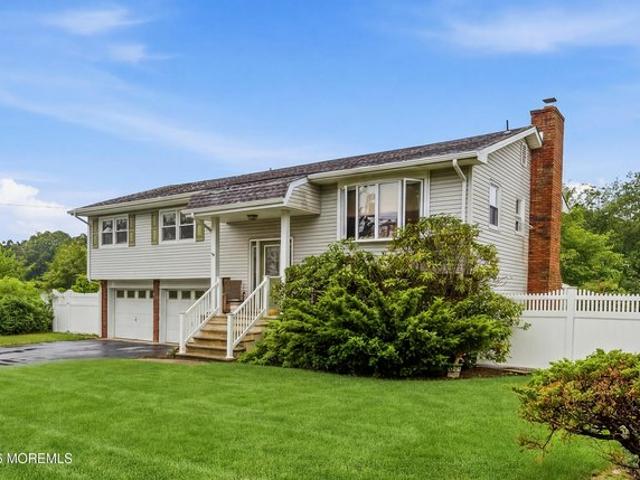 652 Brookside Dr, Toms River, NJ 08753