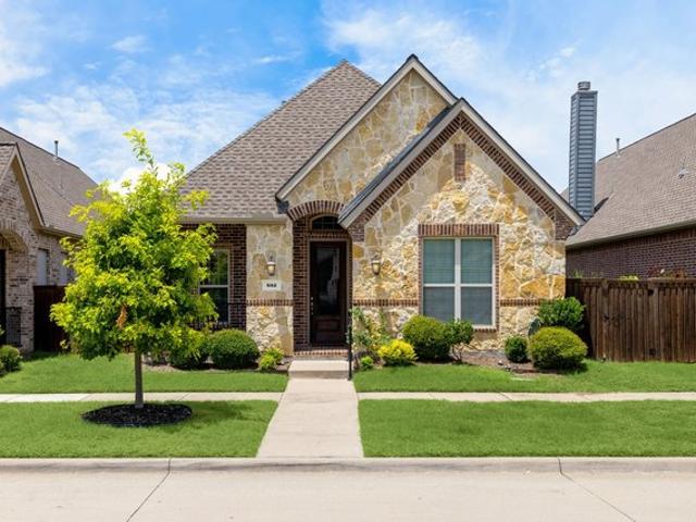 652 Enfield Dr, Frisco, TX 75036