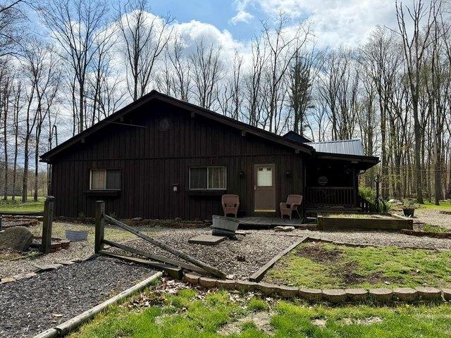 652 Edgewood Rd, Leeper, PA 16233