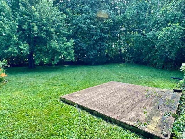 652 Lincoln Court