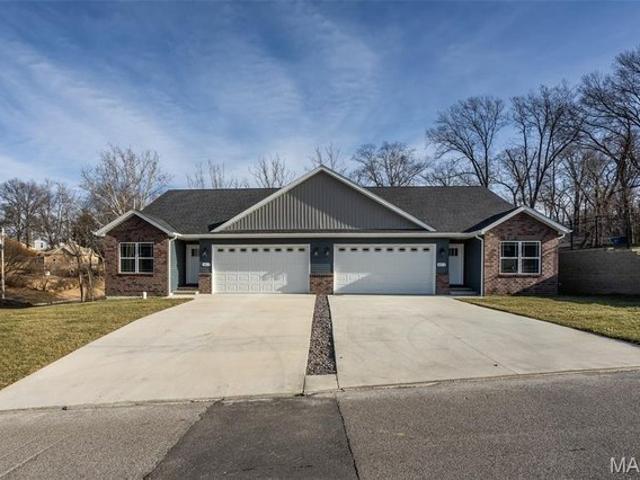 652 N Kansas St Unit 652A and B, Edwardsville, IL 62025