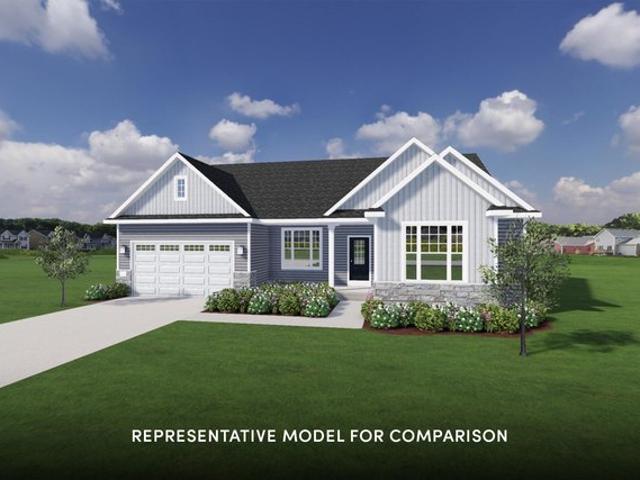 652 Standing Stone Dr, Waukesha, WI 53189