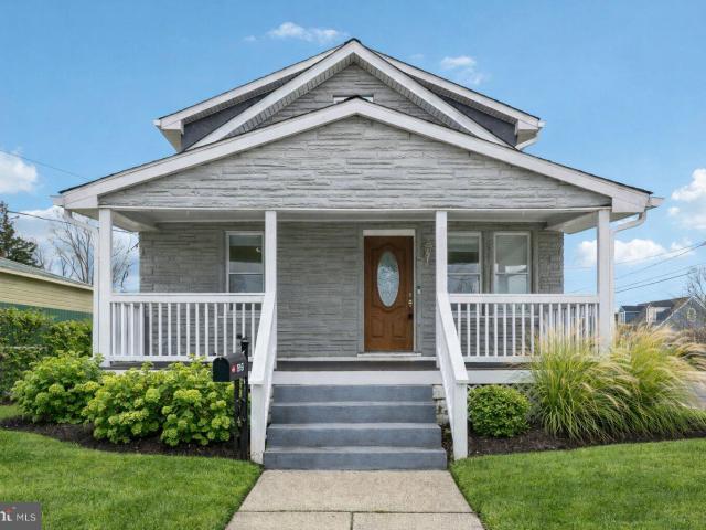 652 Park Ave, Burlington, NJ 08016 | Compass